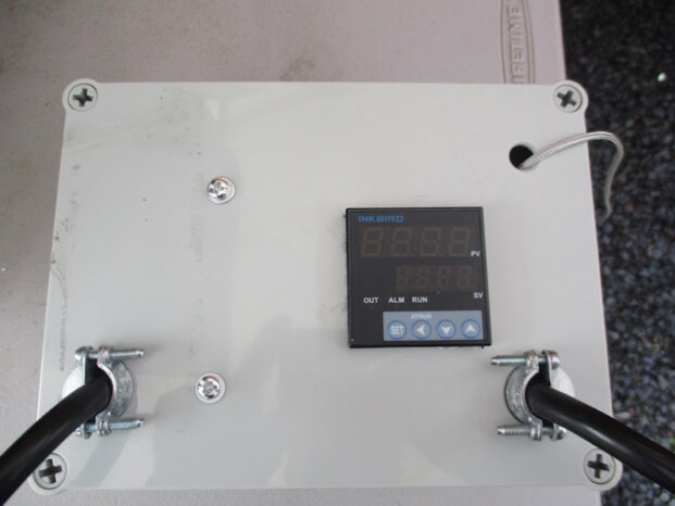 Mastering Masterbuilt Electric Smoker Temperature Control by Adding a ...